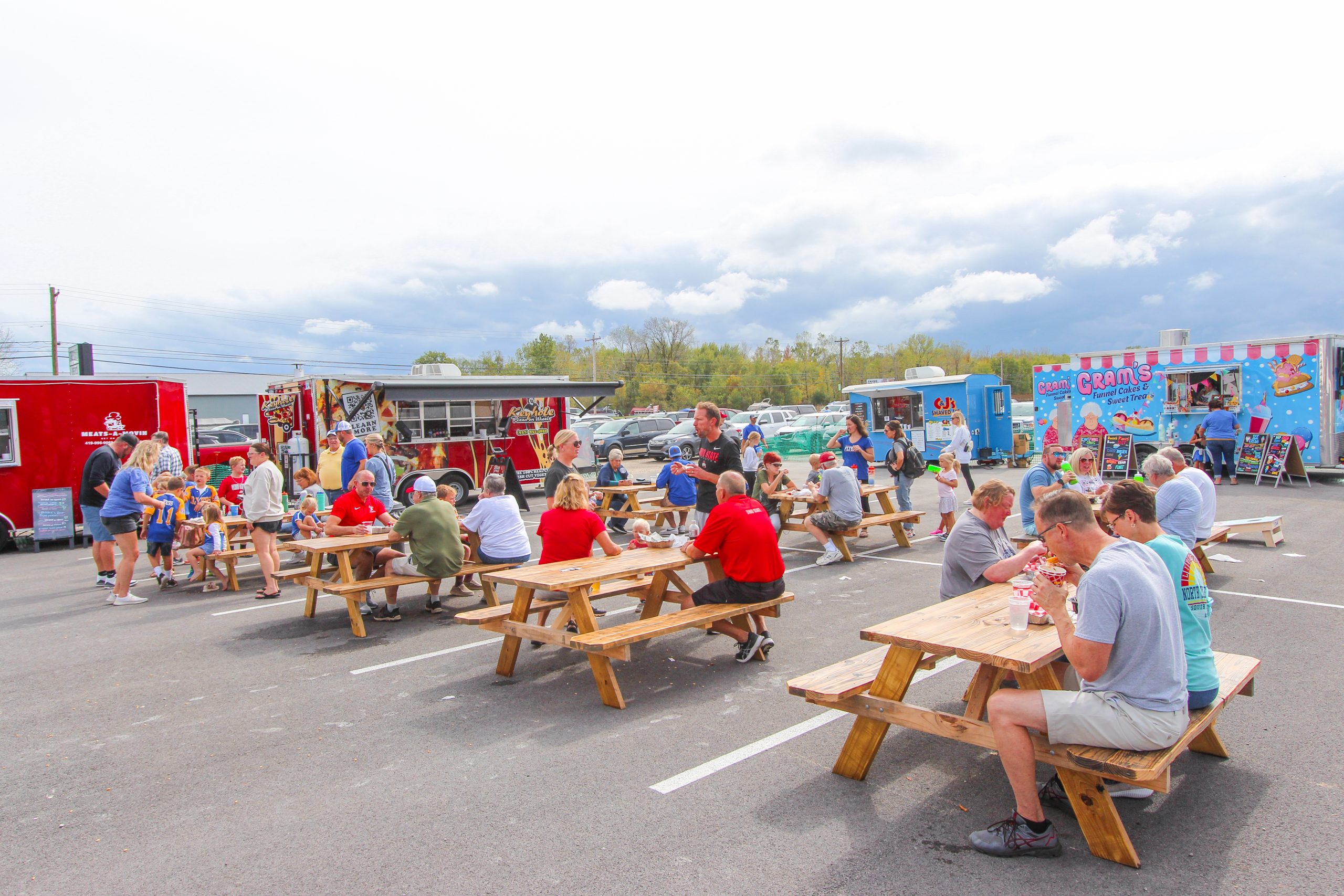 Experience Fresh Food + Live Music at Boardwalk Grill